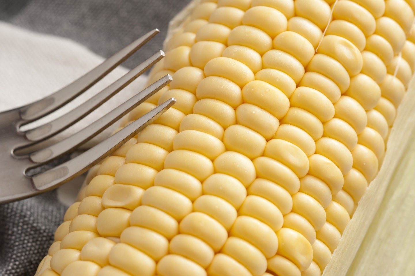 Smoky, Spicy, and Hearty Corn Chowder – Feed Your Beauty