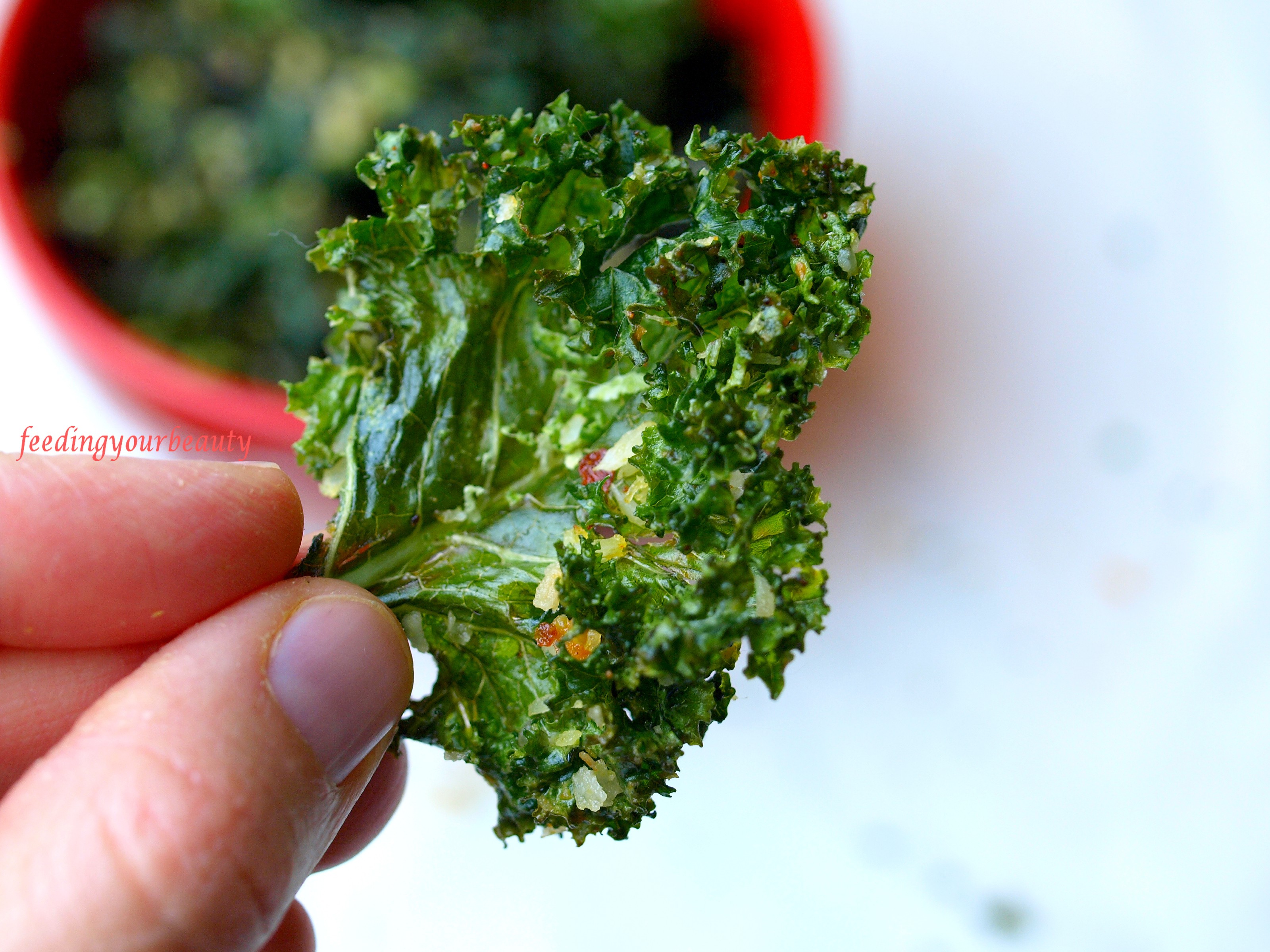 Crispy Coconut-Lime Kale Chips with Thai Spices – Feed Your Beauty